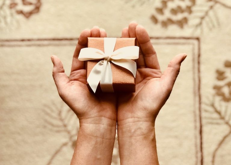 Regalo per dottorato di ricerca: ecco come stupire Regalo per dottorato di ricerca: ecco come stupire